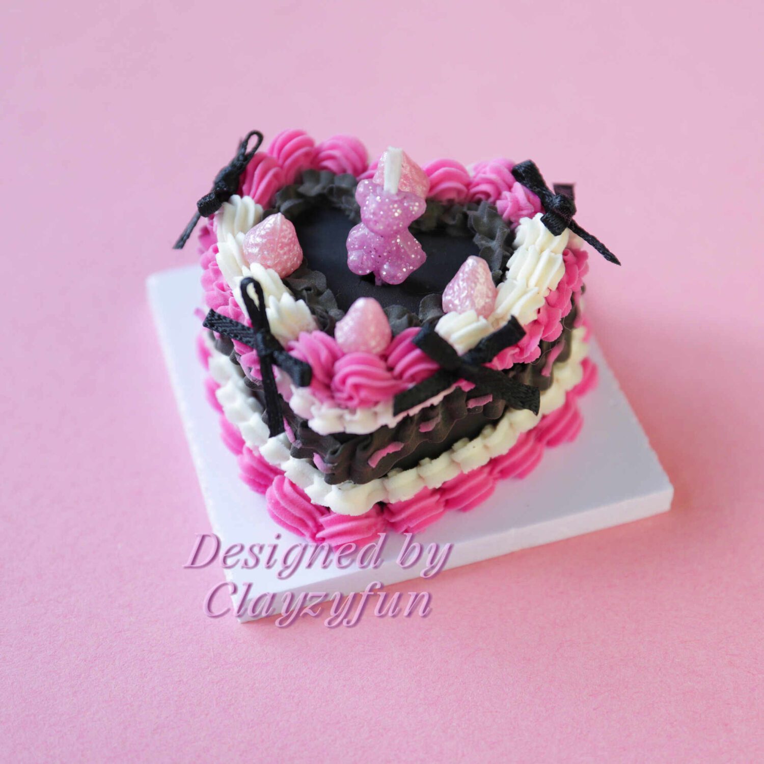 Twilight Charm Cake: A Unique Fusion of Black Beauty and Neon Sweetness ...